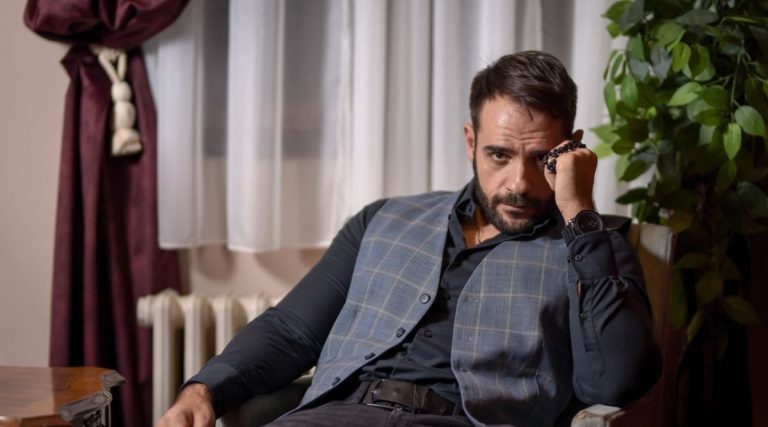 Zoran Pajić - Biografija Online